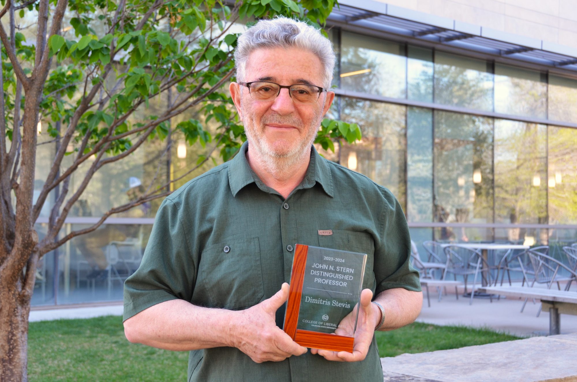 Five political science faculty recognized for outstanding contributions ...